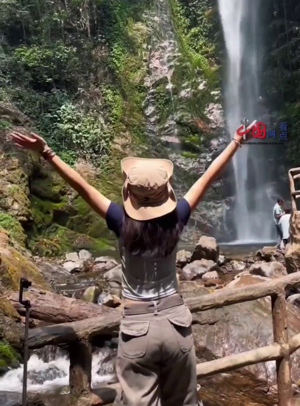 20岁女生裸辞花1.5万元76天游22个城市，她是怎么做到的？ | 星岛环球网