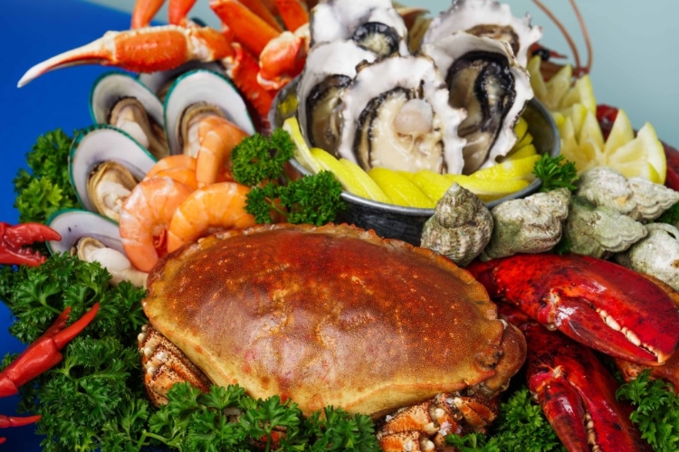 香港逸东酒店自助晚餐买二送二，$314起3小时任吃生蚝、松叶蟹脚 | 星岛环球网