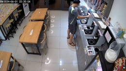 台中无人拉面店Po相公审客人捱告，霸气老板娘：别挑战底线 | 星岛环球网