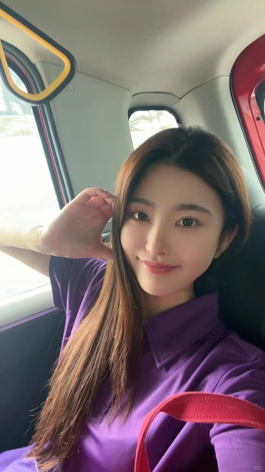 香港小姐2024｜15位候选港姐Ig靓相逐个看！长腿裸背性感三点式都齐 | 星岛环球网