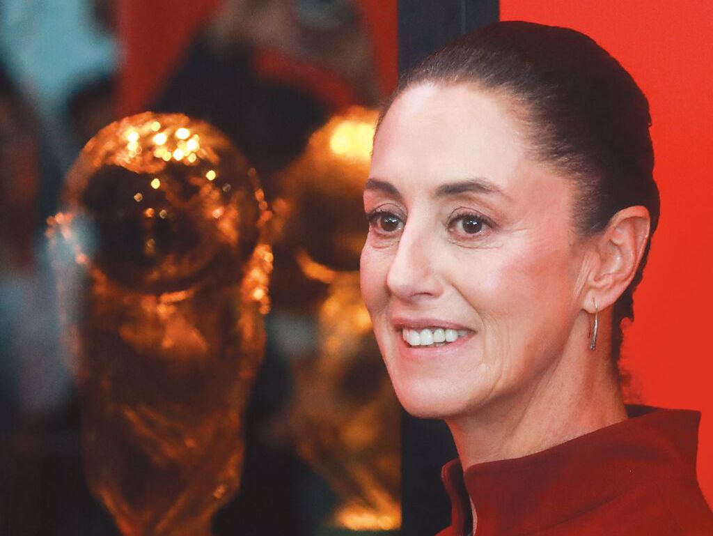 墨西哥首位女总统，蜜月期不甜蜜 | 星岛环球网