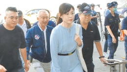 高虹安“涉贪停职”满意度崩了？最新民调数字跌破眼镜 | 星岛环球网