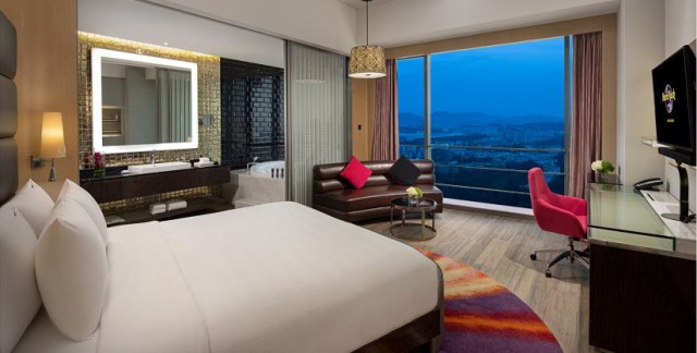 深圳硬石酒店买一送一复活节早鸟优惠，亲子Staycation$320位连自助早餐/乐园套票/亲子烘焙 | 星岛环球网