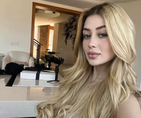 外媒：墨西哥一女网红直播期间遭枪杀引发震惊，墨西哥总统发声 | 星岛环球网