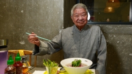 蔡澜离世 | 坚拒生儿育女不后悔，晚年卖楼留钱傍身请8人日夜照顾 | 星岛环球网