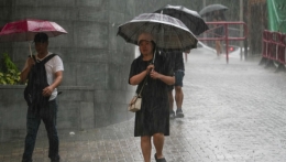 天文台指科技难预测“本地生成”暴雨，正面回应网民两大质疑 | 星岛环球网