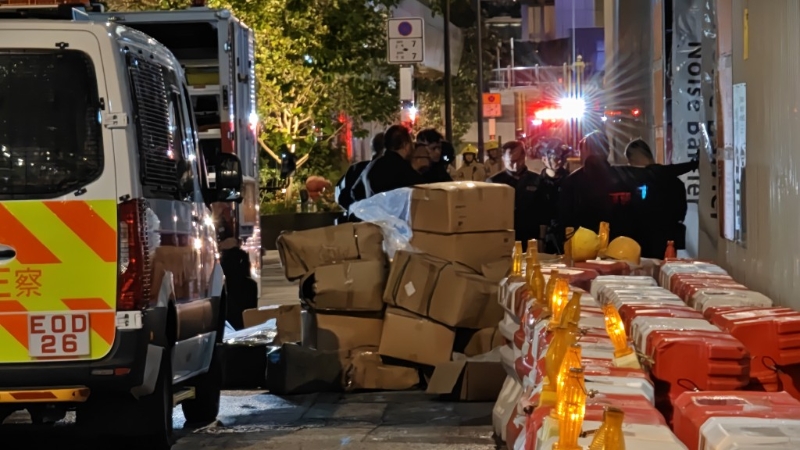 鲗鱼涌发现千磅二战炸弹，内含500磅TNT，警方紧急疏散人群 | 星岛环球网