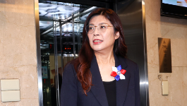 陈震跟网友互动：特斯拉FSD国内表现拉胯到一言难尽，华为ADS4就是牛 | 星岛环球网